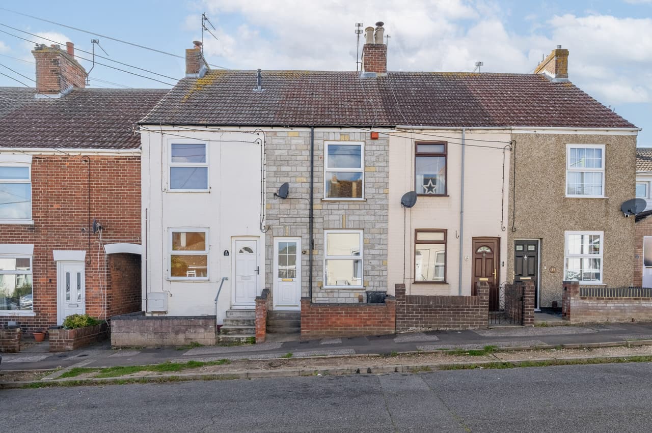 Properties for sale in Oulton Broad | Minors&Brady