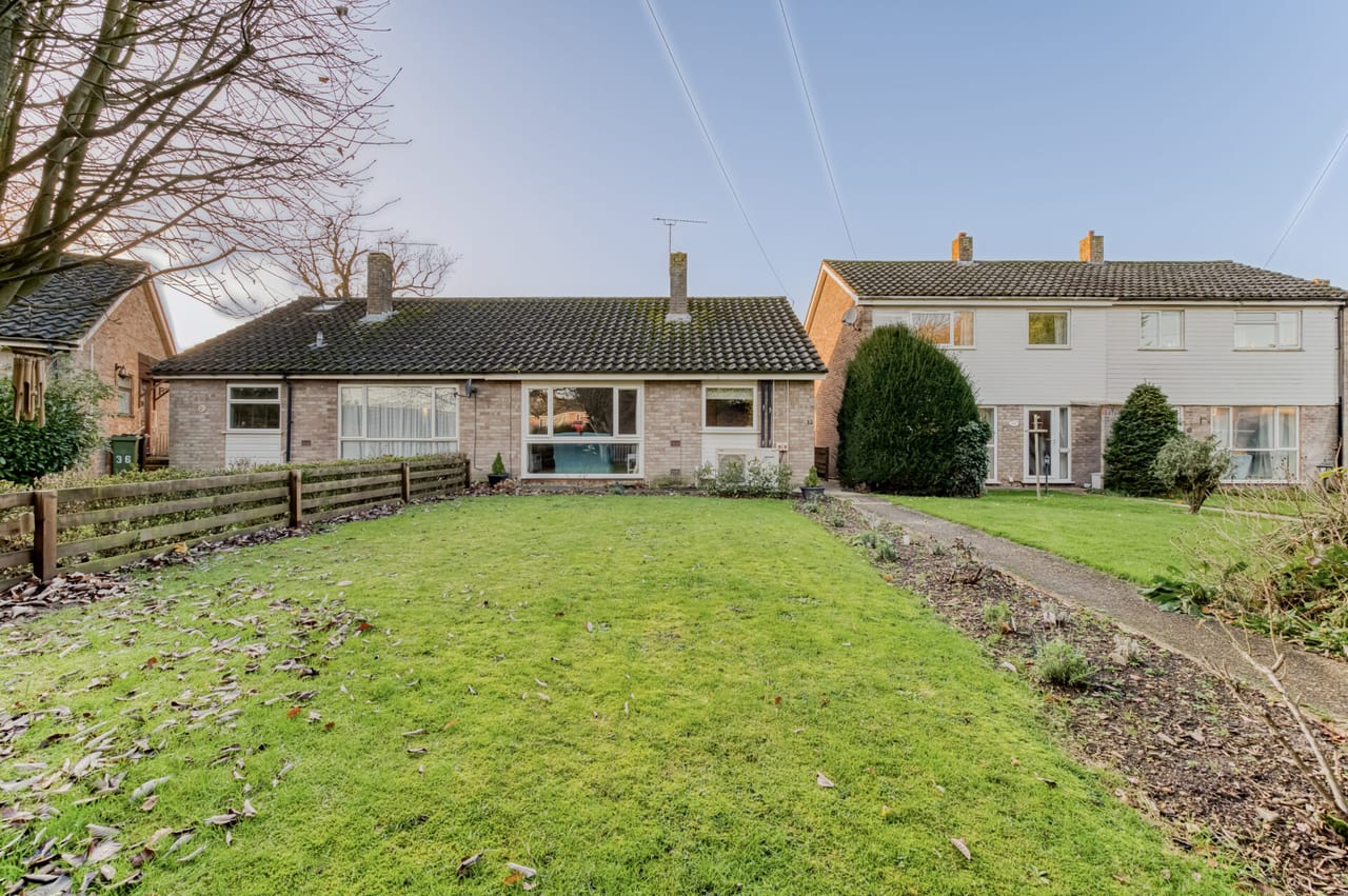 2 bed bungalow for sale in Beech Way, Dickleburgh | Minors&Brady